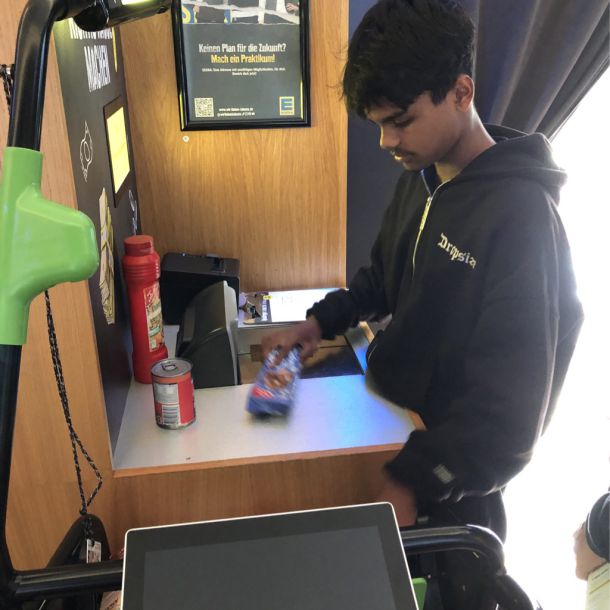 EDEKA Talente-Truck an der HLS